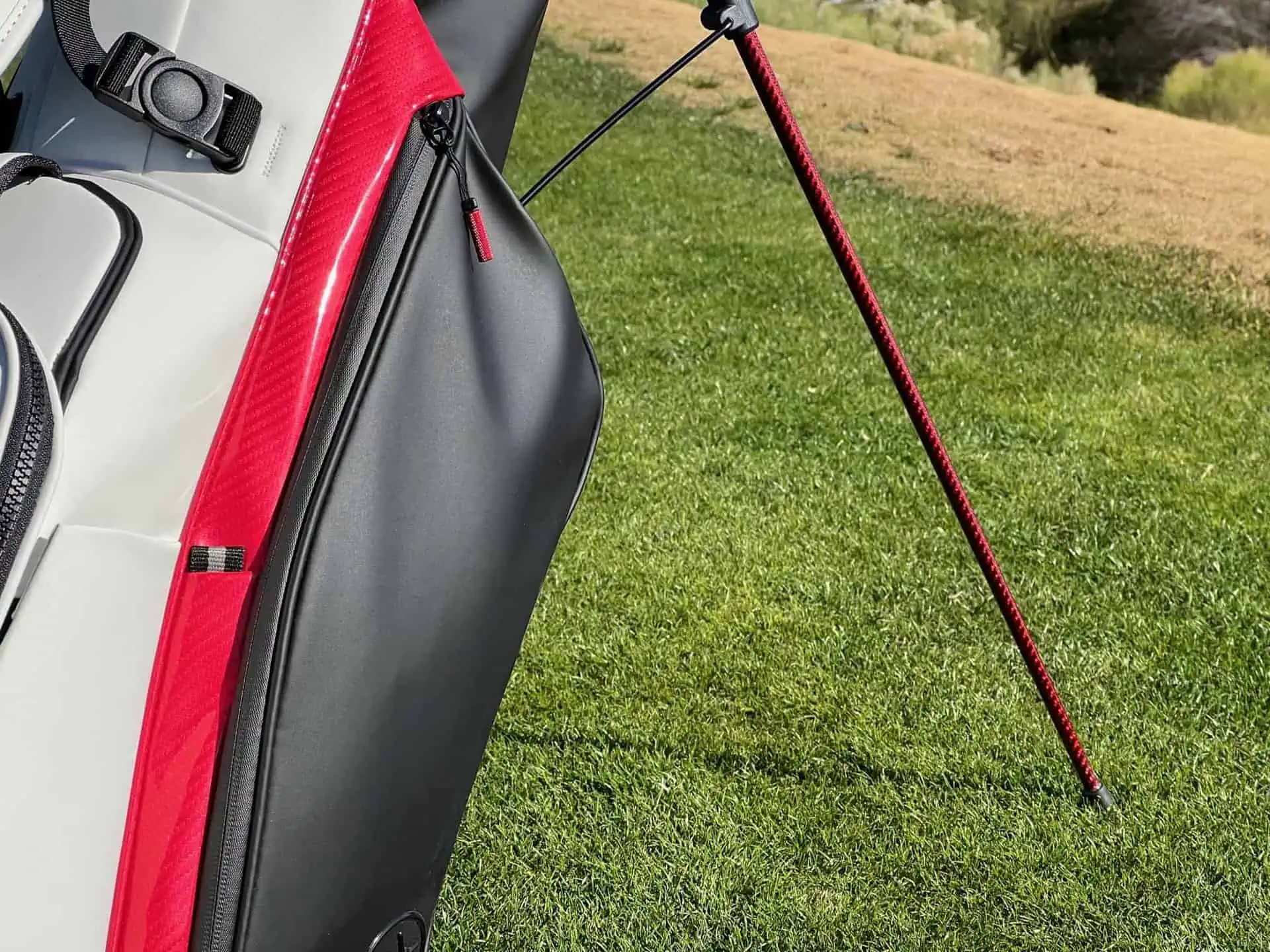 NEW Vessel VLX 2.0 Stand Bag Review - Independent Golf Reviews